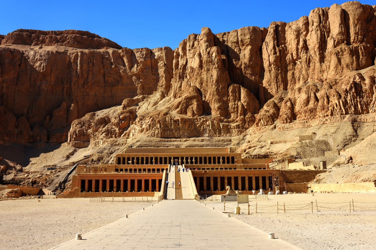 Temple la reine Hatchepsout | Voyage Egypte | Oasis Égypte